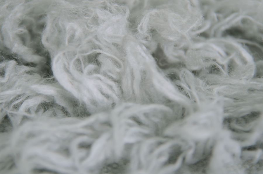 Light grey small flokati