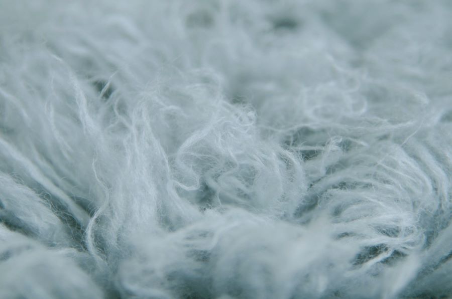 Bluish grey large flokati