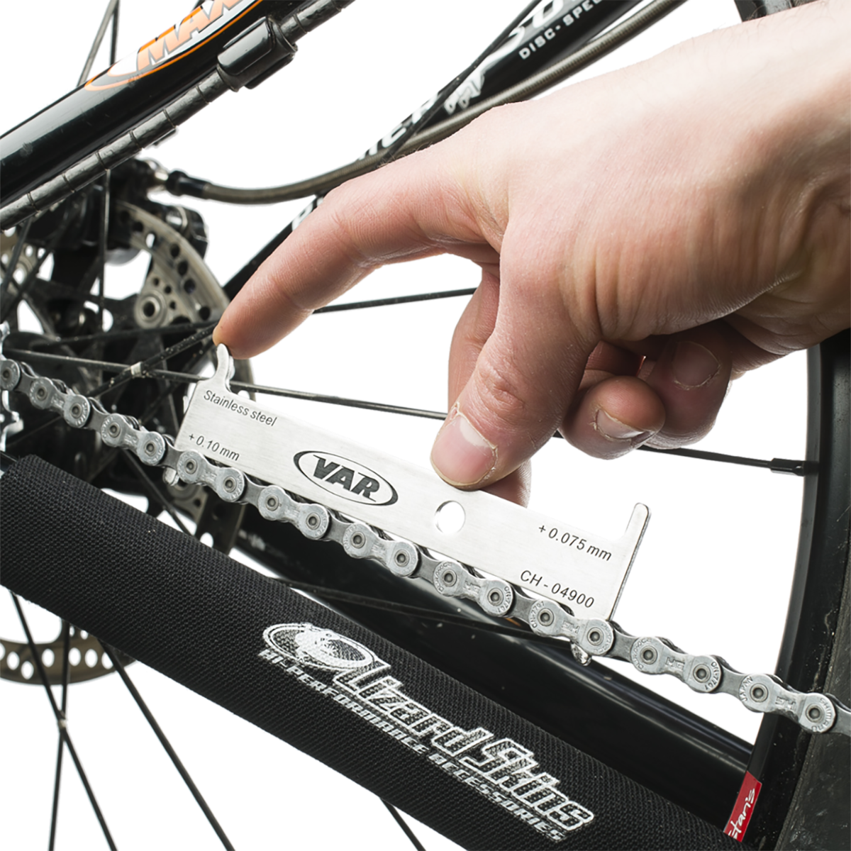 Chain wear indicator - carded