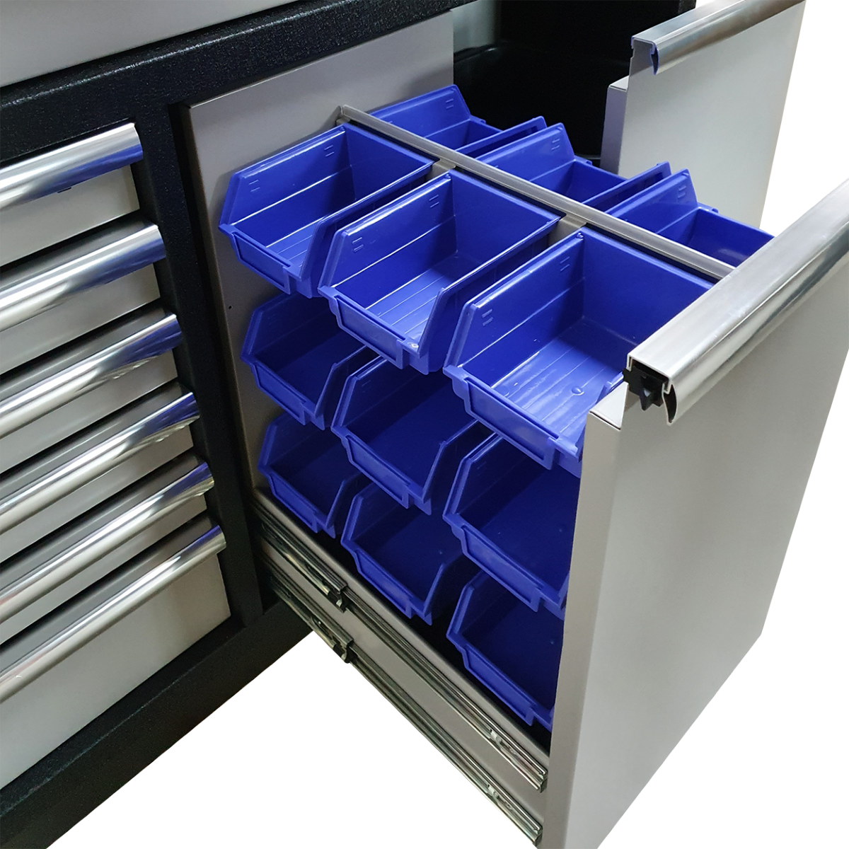 Large drawer cabinet - 9 drawers