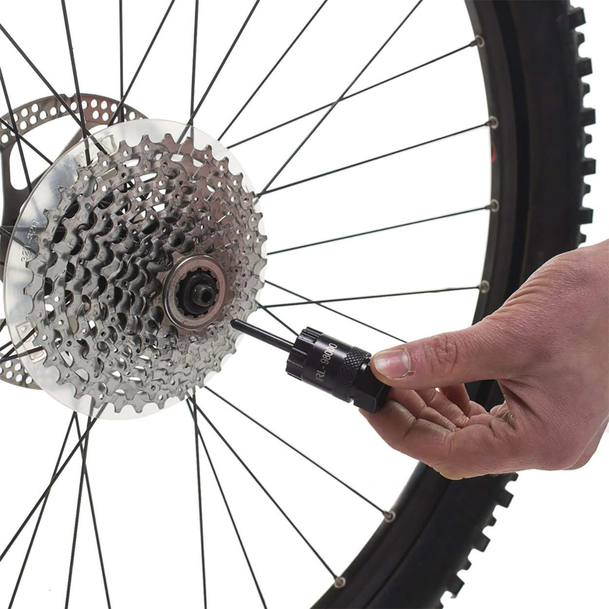 Démonte cassette avec pilote Shimano Hyperglide...sur carte